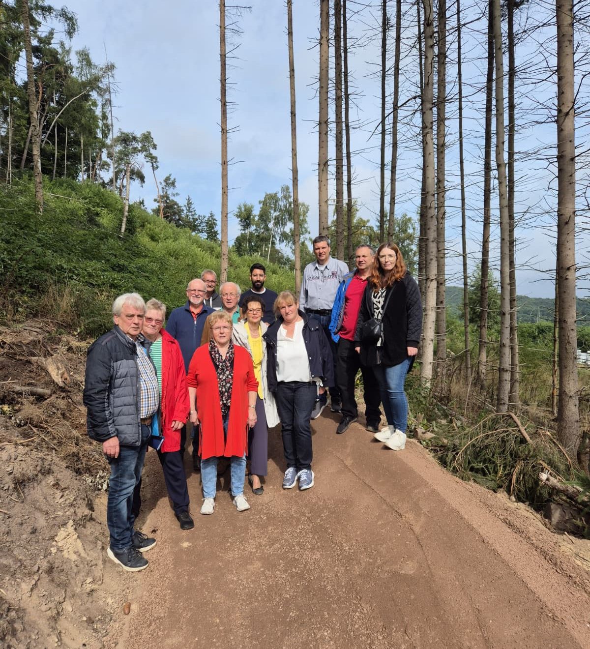 SPD-Kreistagsfraktion informiert sich über Green Trails in Diemelstadt ...